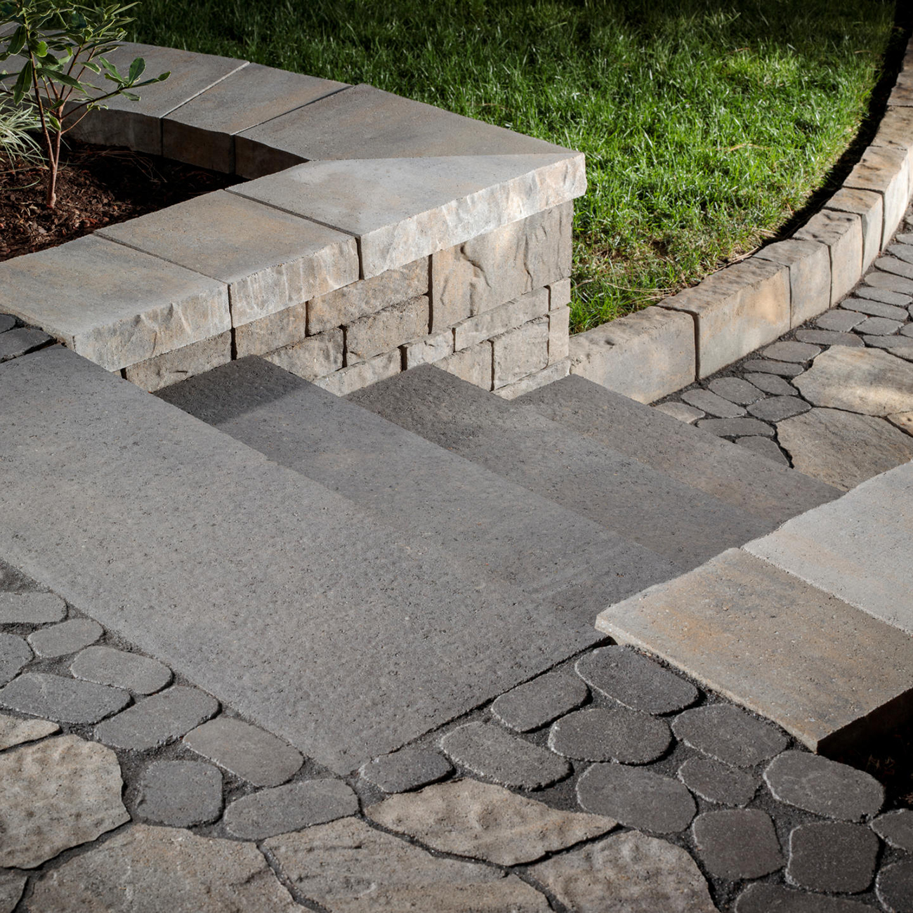 Belgian Cobble® Pavers | Belgian Cobble Pavers by Belgard