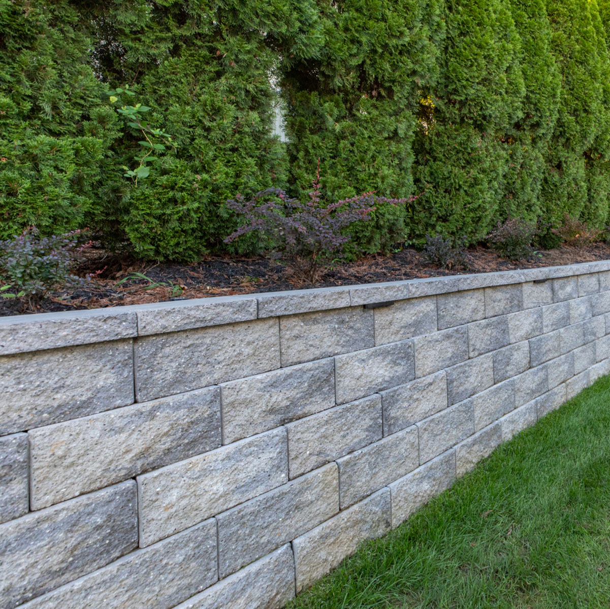 Diamond Pro® Pin System for Retaining Walls