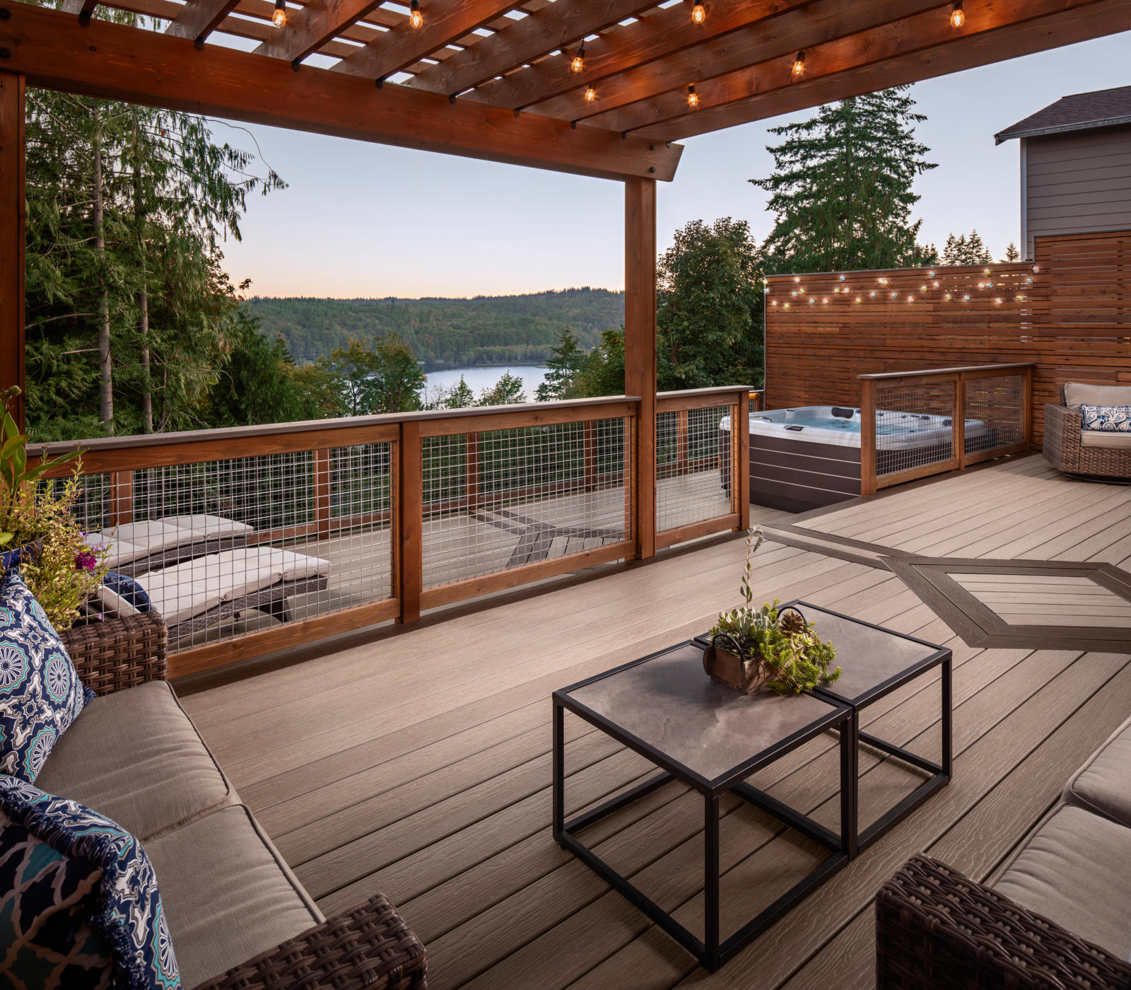 Transform Your Outdoor Space with MoistureShield® Decking