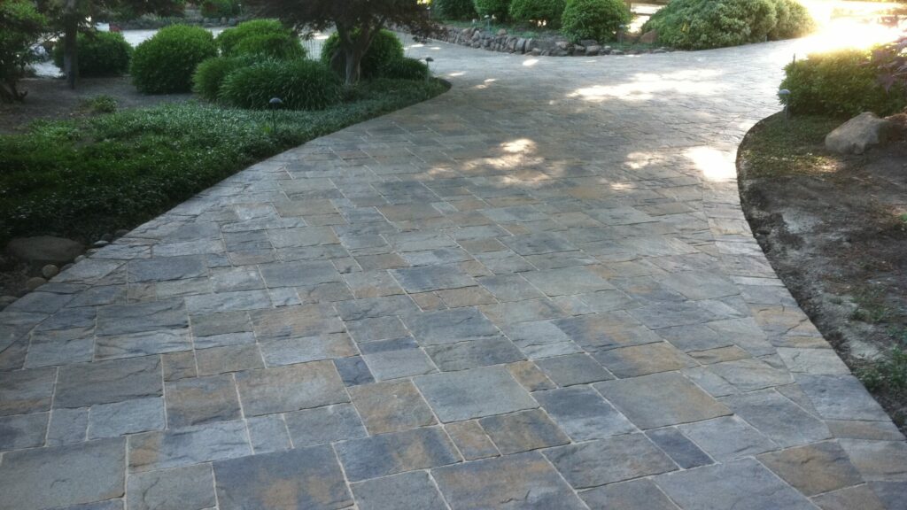 11 Project Ideas for Interlocking Concrete Blocks - Belgard