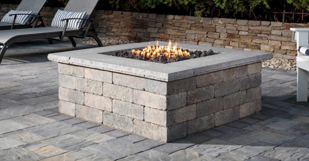5 Questions to Ask When Selecting an Outdoor Fireplace - Belgard