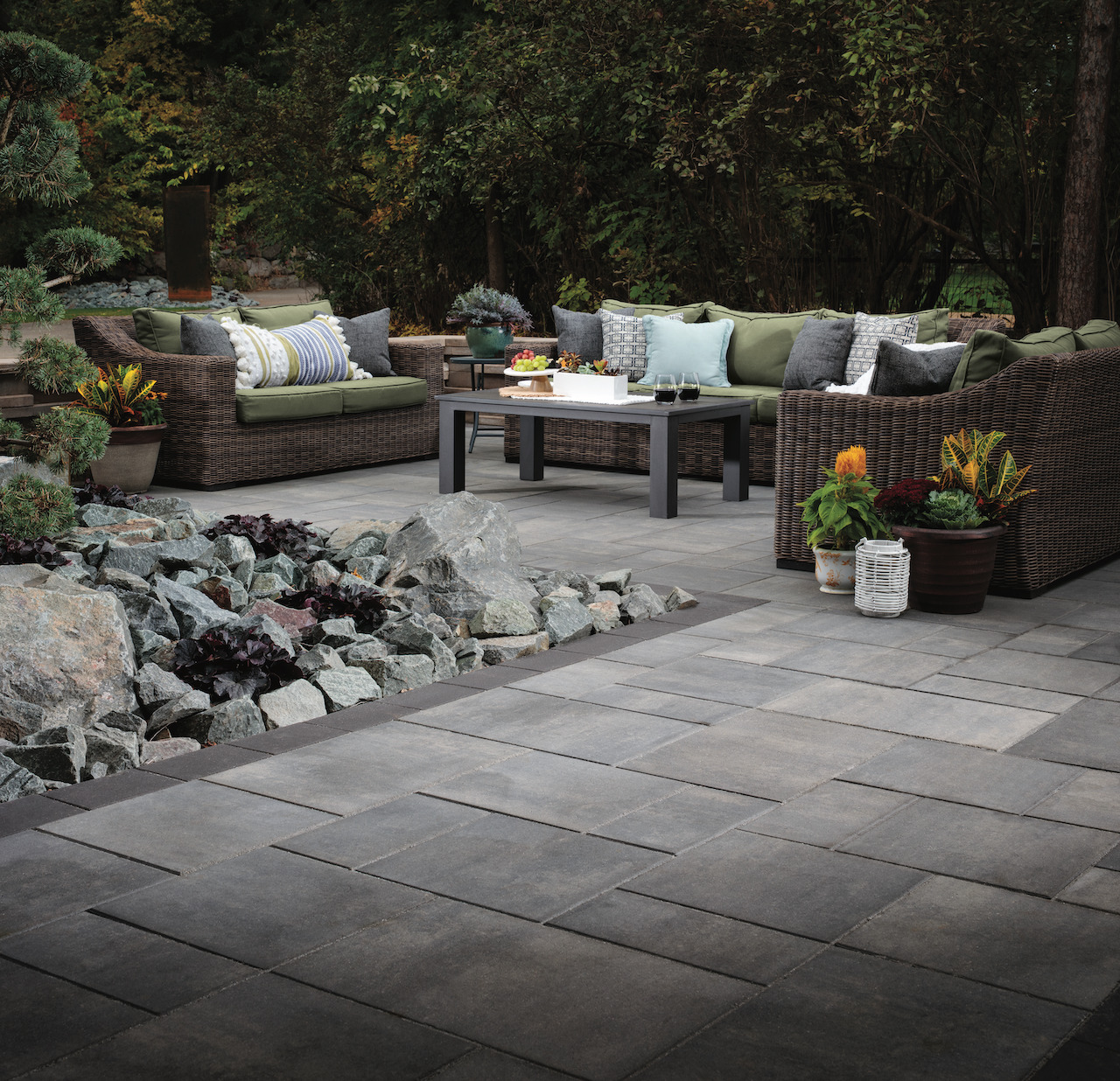 Explore Belgard's 2023 Colors of the Year | Belgard