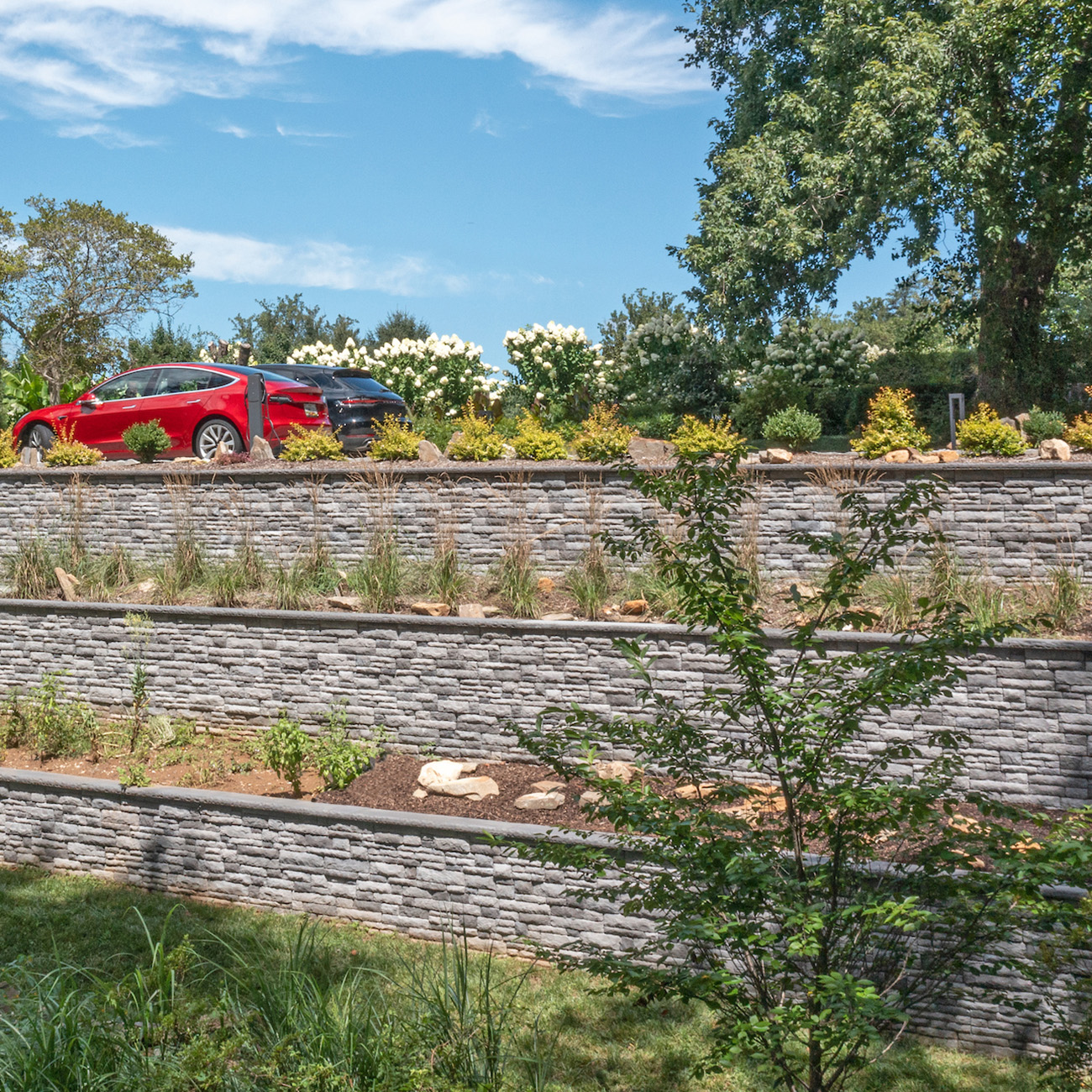 Cast Stone Wall | EP Henry | Belgard