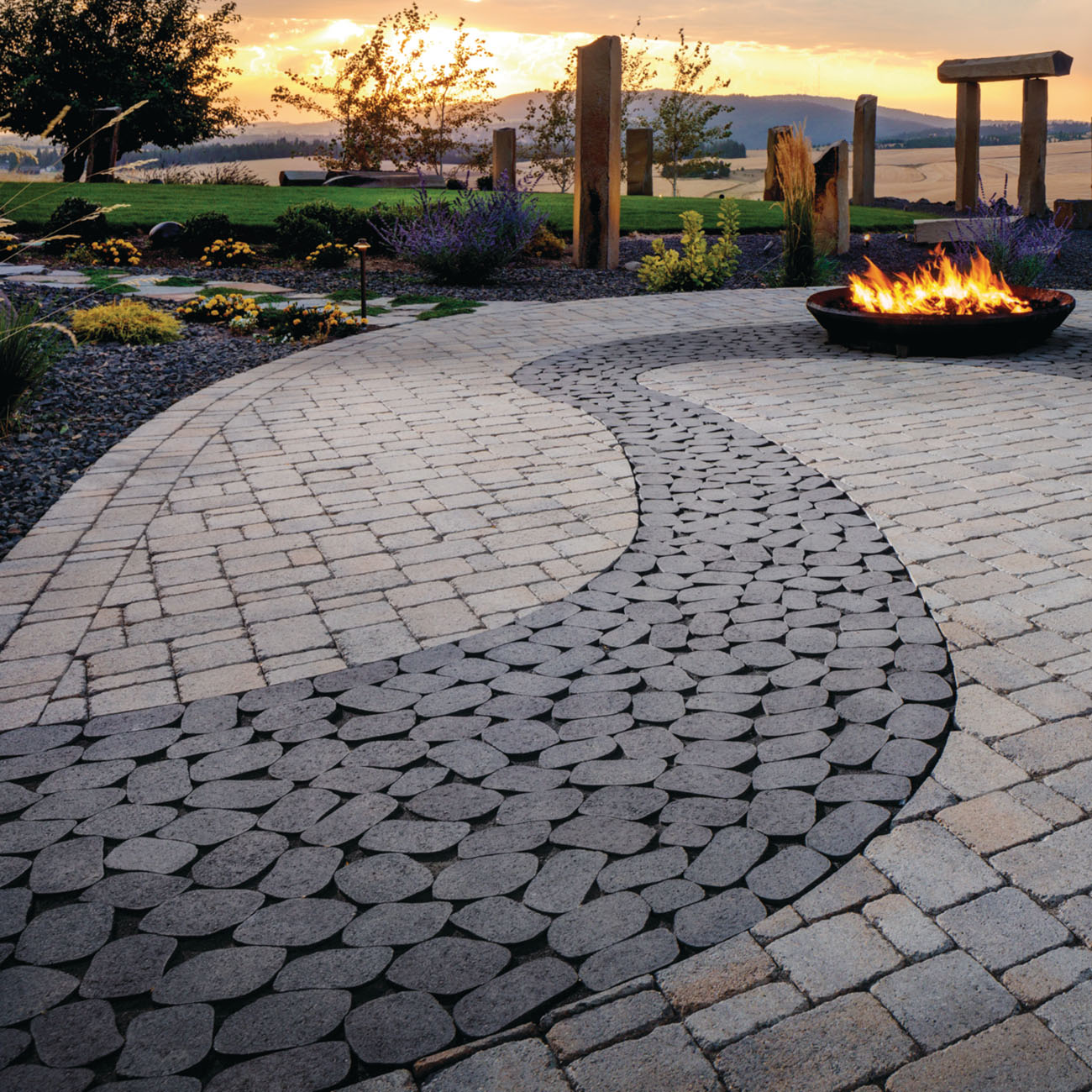Belgian Cobble® Pavers | Belgian Cobble Pavers by Belgard