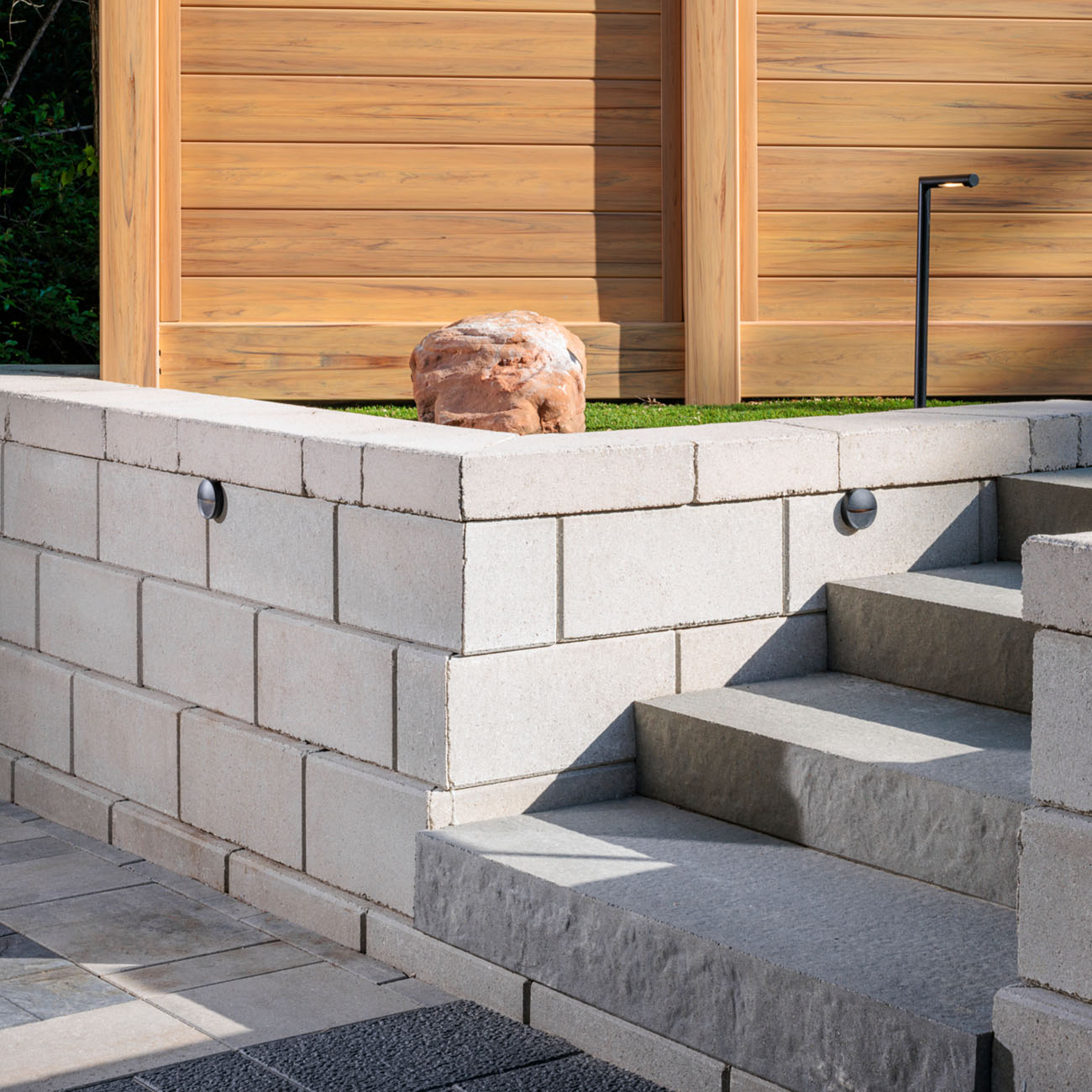 Wall & Post Lights | Belgard