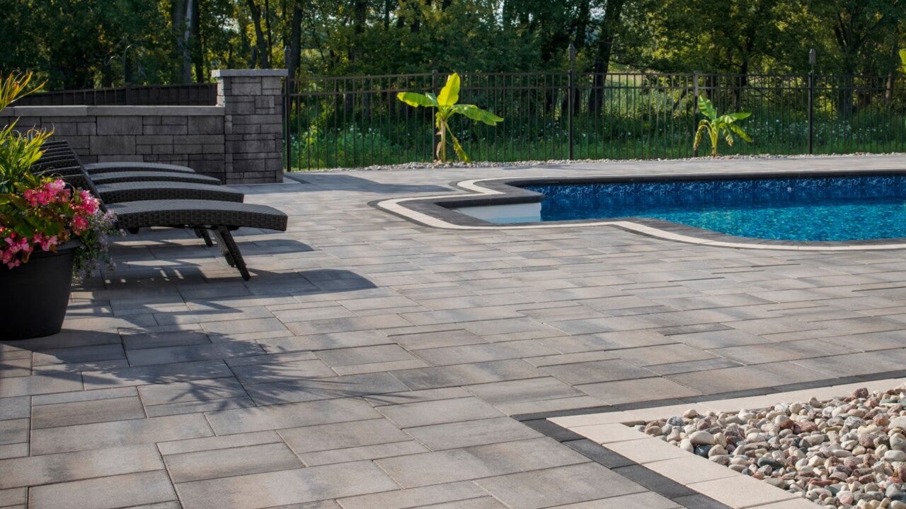 Porcelain Pavers vs. Concrete Pavers: How They Differ - Belgard Porcelain Pavers vs. Concrete Pavers: How They Differ - Belgard